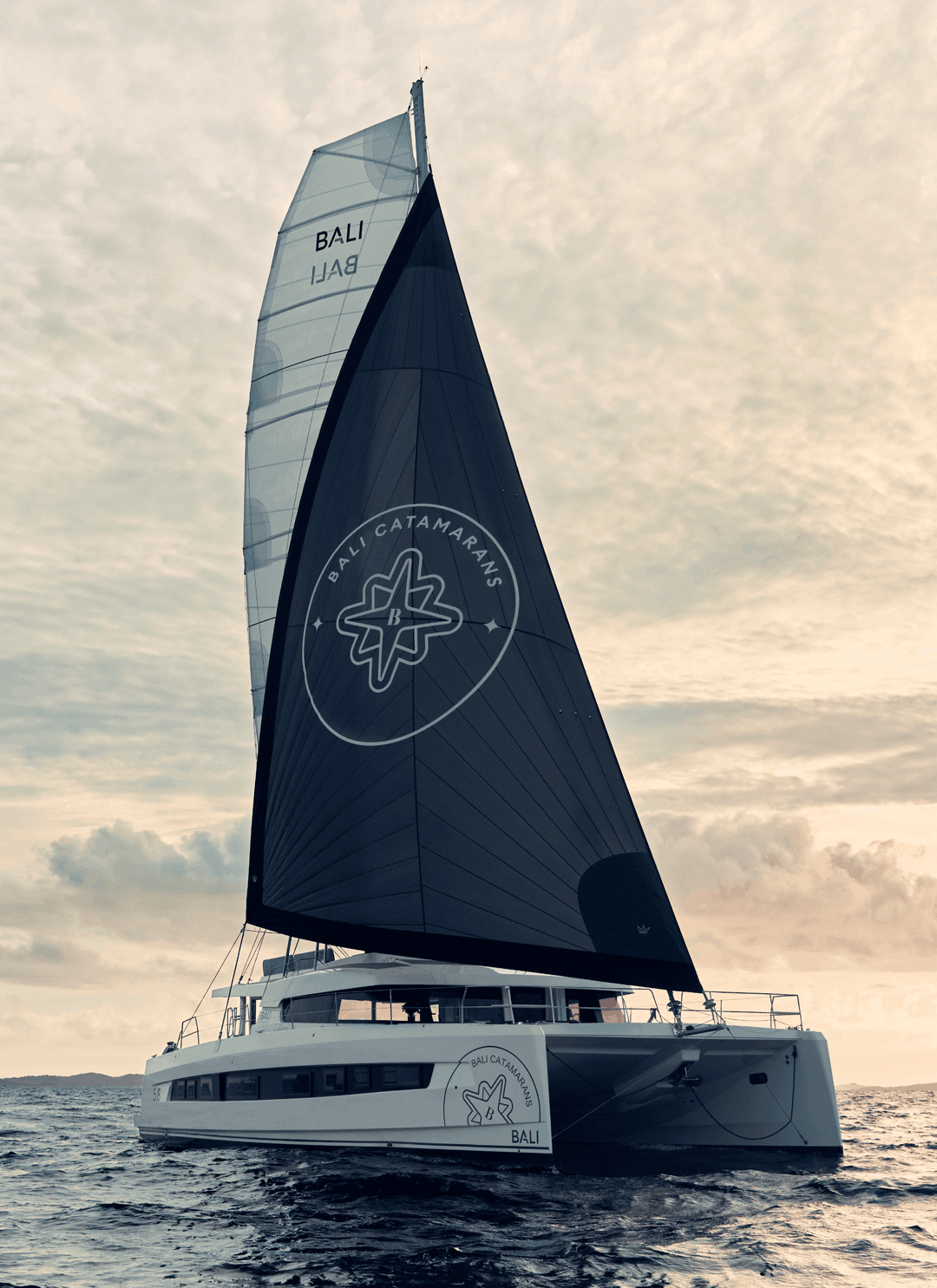 BALI 5.8, the luxury catamaran by Bali